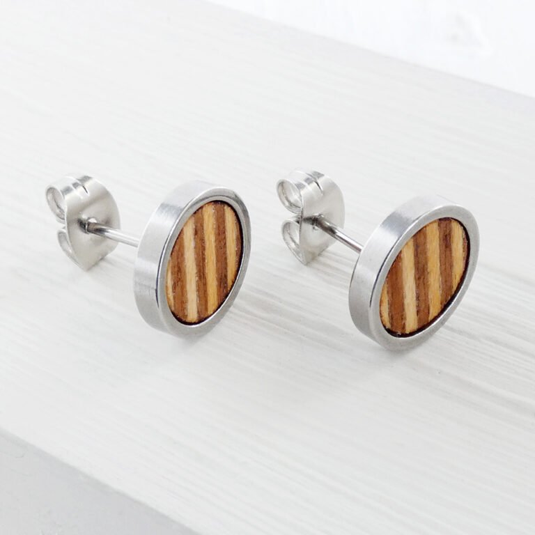 Pendientes de rayas de madera y acero inoxidable